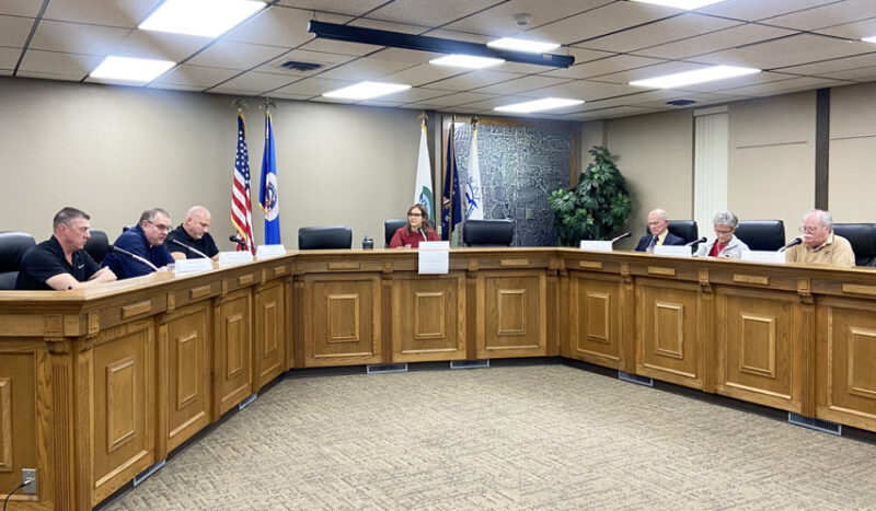 Fairmont candidates meet in forum | News, Sports, Jobs - Fairmont Sentinel